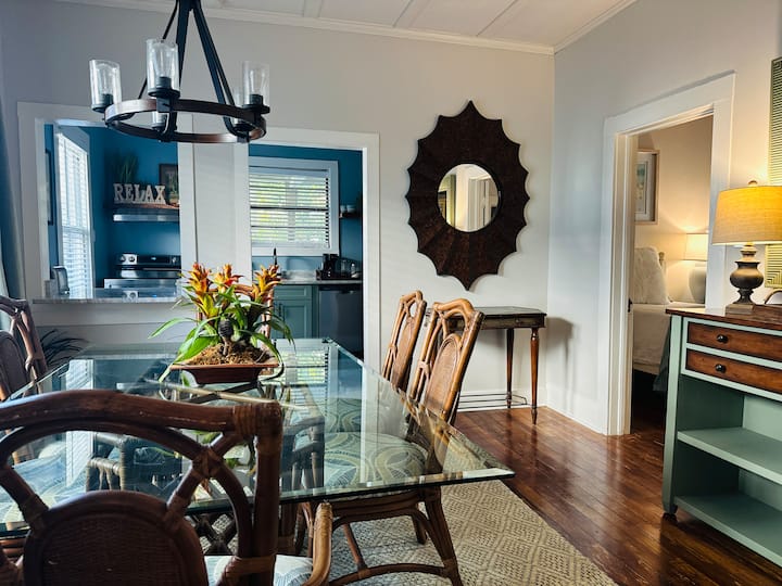 Downtown 1st Floor 2 Br Bungalow- Walk Everywhere! - St. Augustine, FL