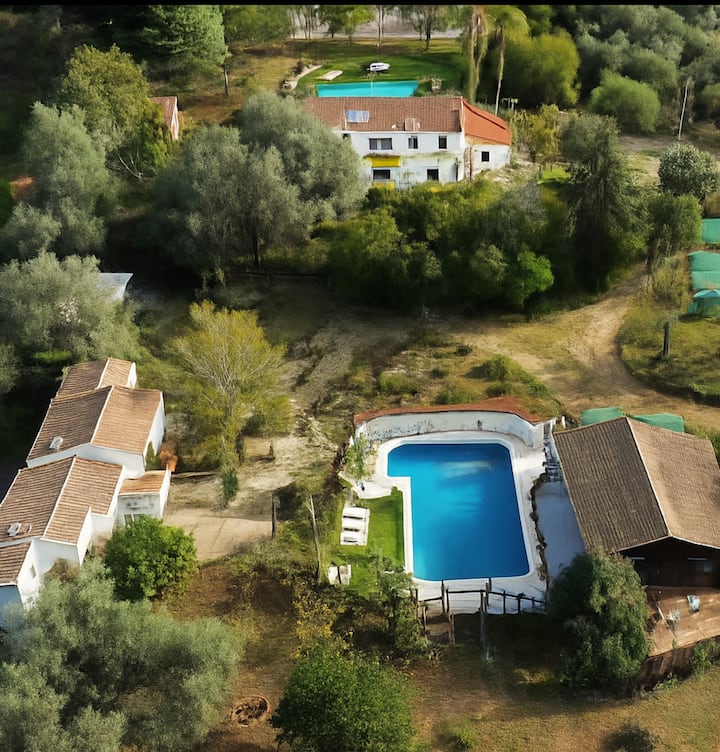 Perfect Getaway Independent Groups 20 To 40p - Faro District