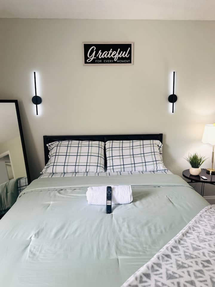 Cozy Private Room Near I-4 Tampa Lakeland - Plant City, FL