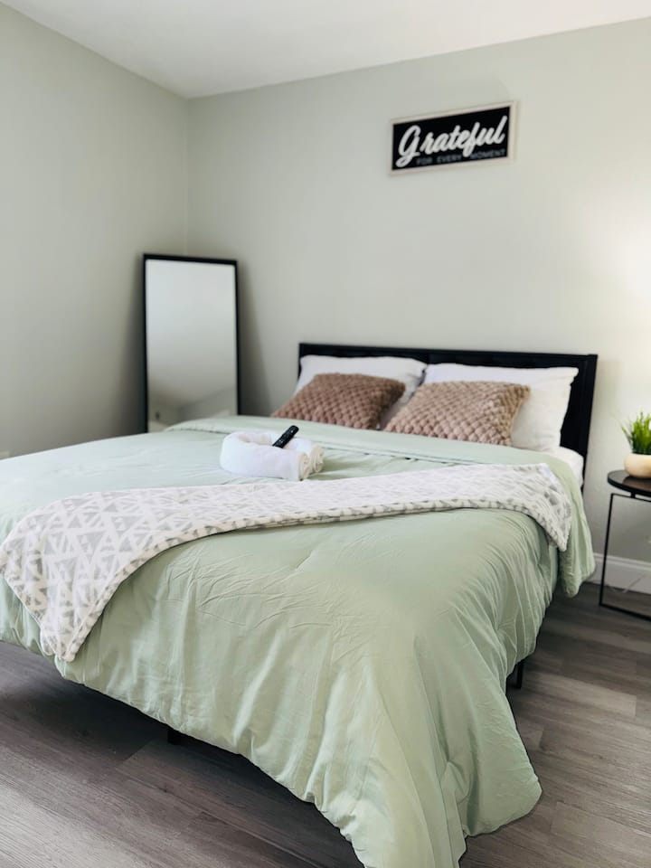 Cozy Private Room |Easy Access To Tampa & Lakeland - Plant City, FL