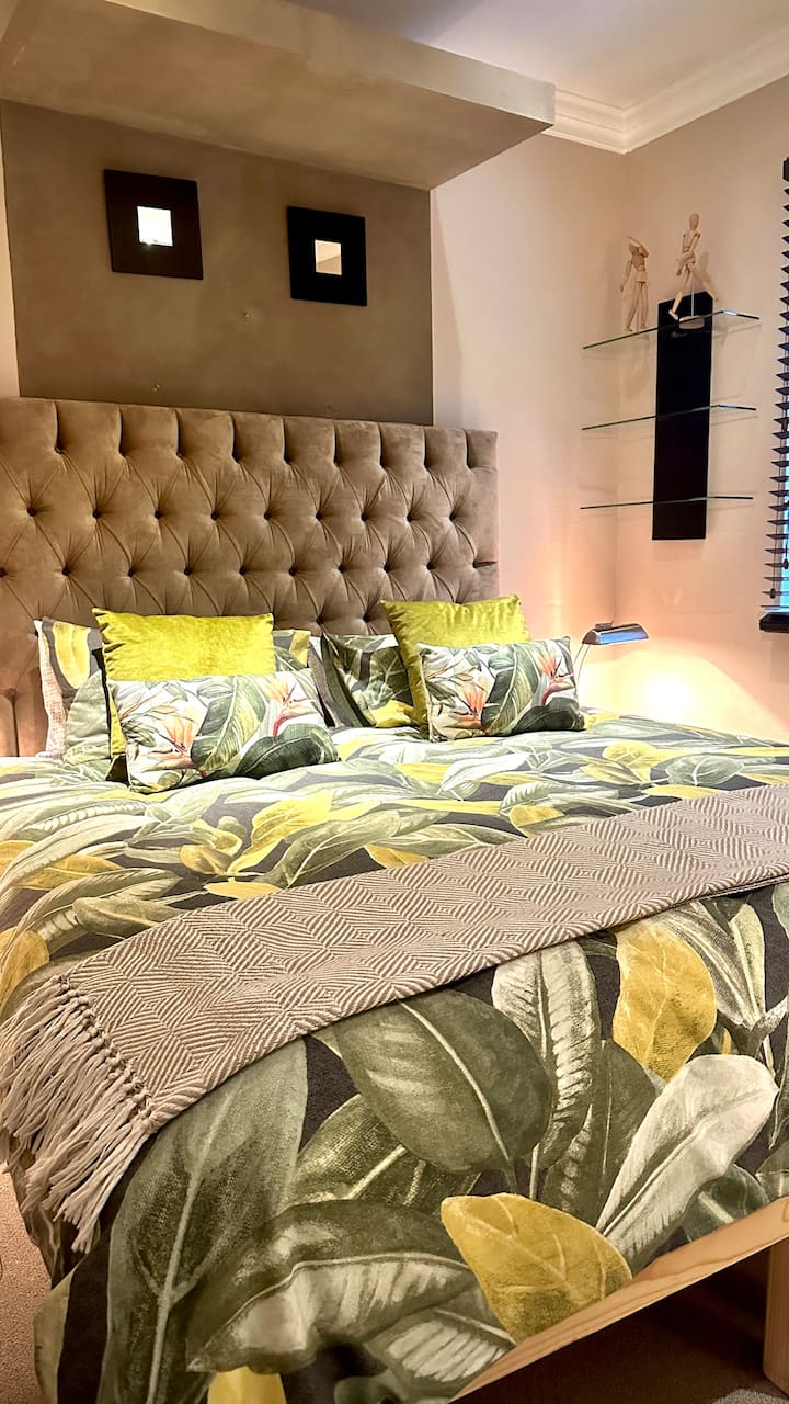 Stylish Apartment Near Center -Loadshedding Safe - Stellenbosch