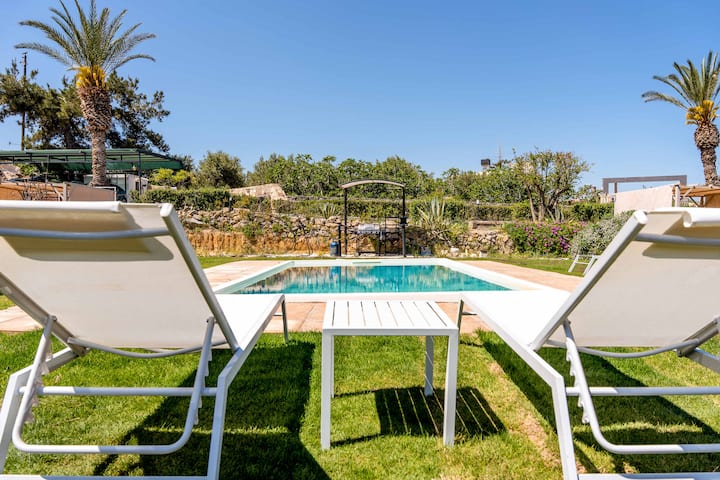 Seaside Gem Near Heraklion, Villa Maro Iii Getaway - Griechenland