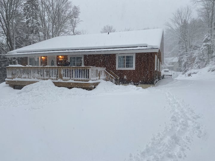 Charming Lg Cabin, 4bd, 3ba, 14 Beds *New* - Killington, VT