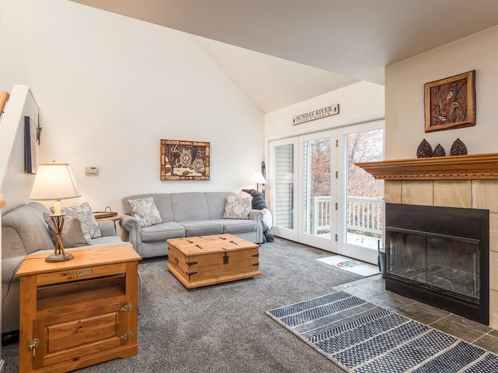 Locke Mountain J-3 - Sunday River Townhouse - Newry, ME