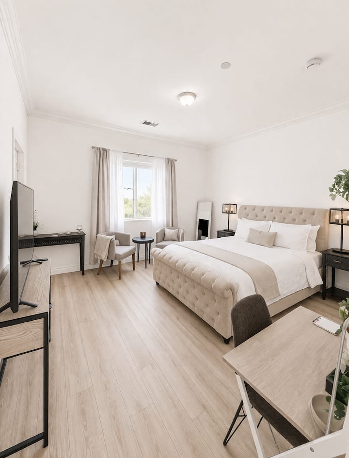 Home Away From Home ⭐️Private Entry ⭐️ Kitchenette - Camarillo, CA