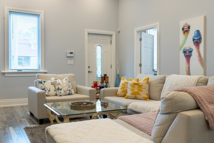Entire Bungalow Bobcaygeon Kawartha Lakes. Ontario - Bobcaygeon