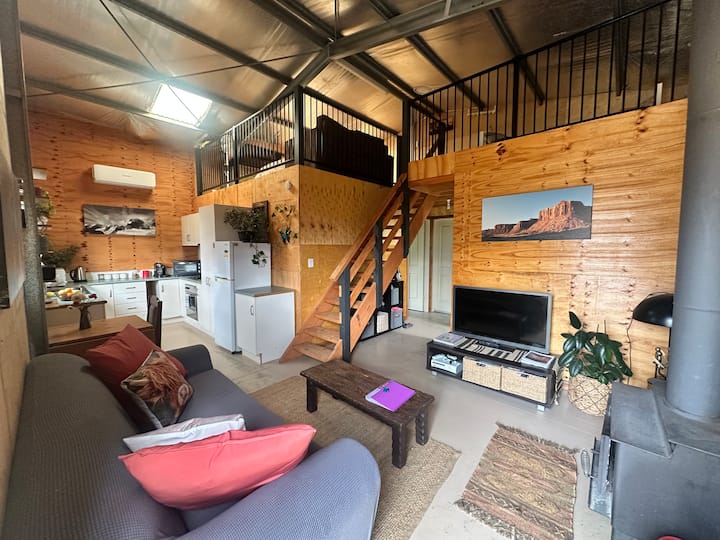 ‘The Shouse’ - Our House In A Shed! - Strathalbyn