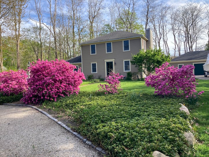 Captain's Quarters - Sandwich, MA