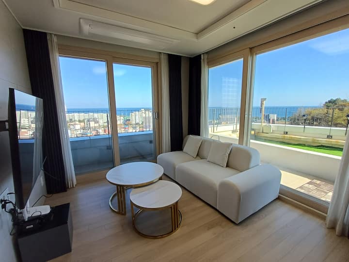 *속초블루테라 연박특가세일 인생오션뷰스위트#1 테라스 정원 속초해수욕장 도보 5분 - Sokcho-si