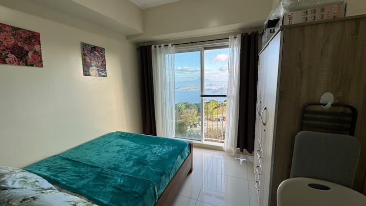 Staycation Tagaytay Taal View Wind Residences - Tagaytay