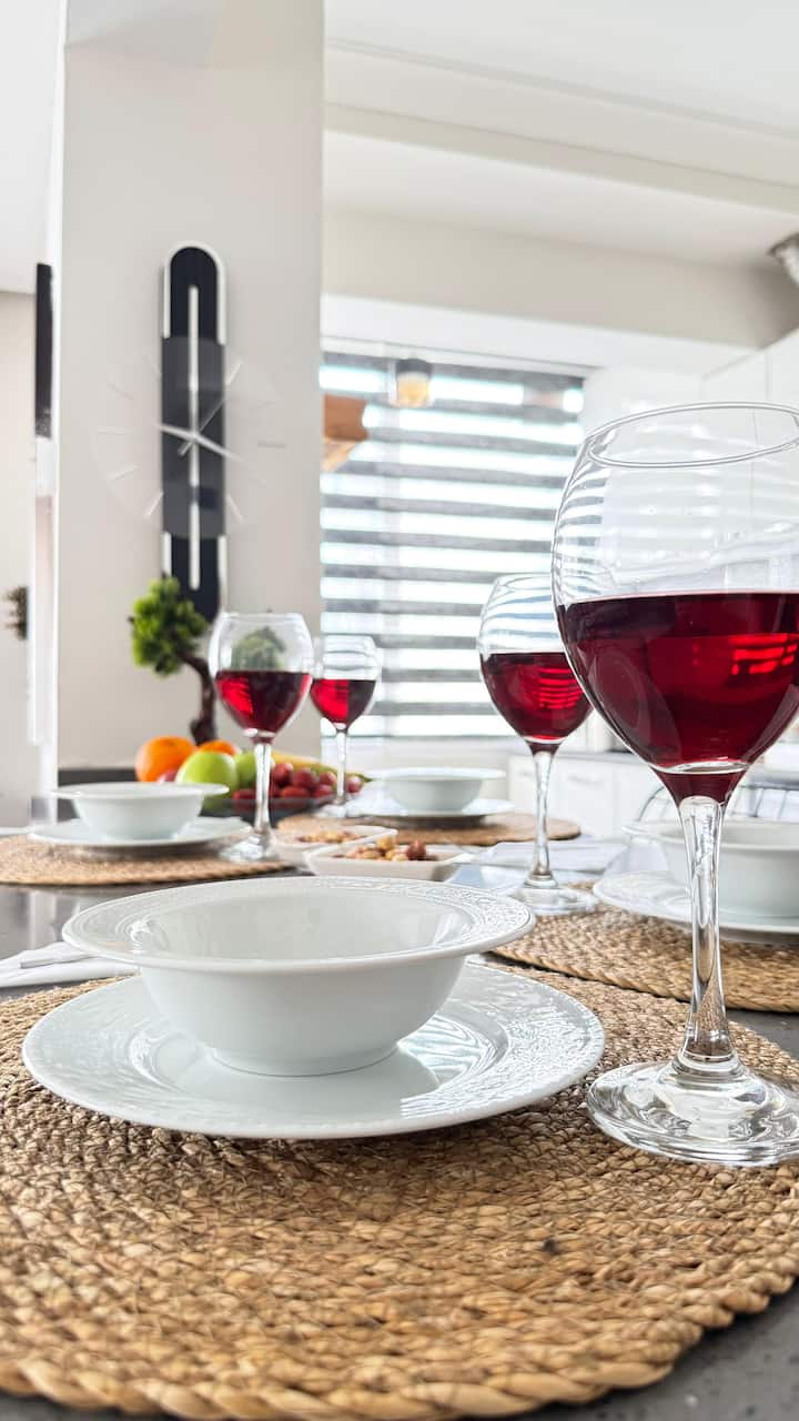 ŞıK, Temiz, Kullanışlı Ve Ferah - Bornova