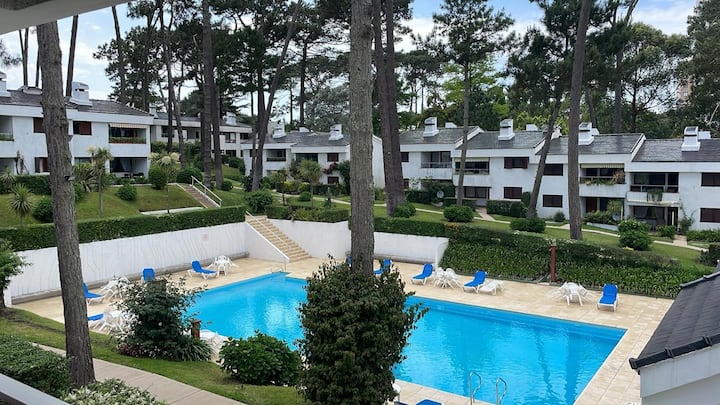 Casa Con Piscina Y Parrillero - Punta Del Este - Punta del Este