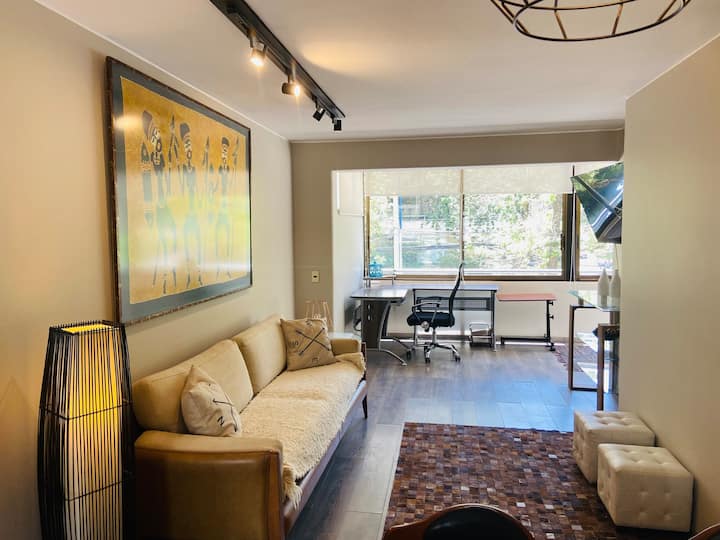 Remodeled 2b2b In The Heart Of El Golf, Las Condes - Las Condes