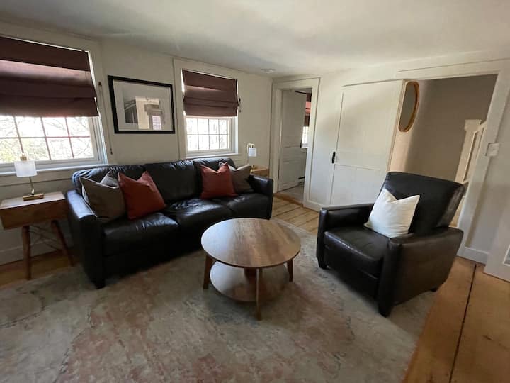 4br 2ba Gem Prime Location, Cozy & Convenient - Newport, RI