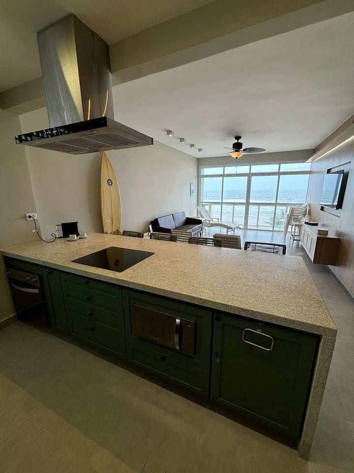 Apartamento (Frente Ao Mar) - Pitangueiras Guarujá - Brazil