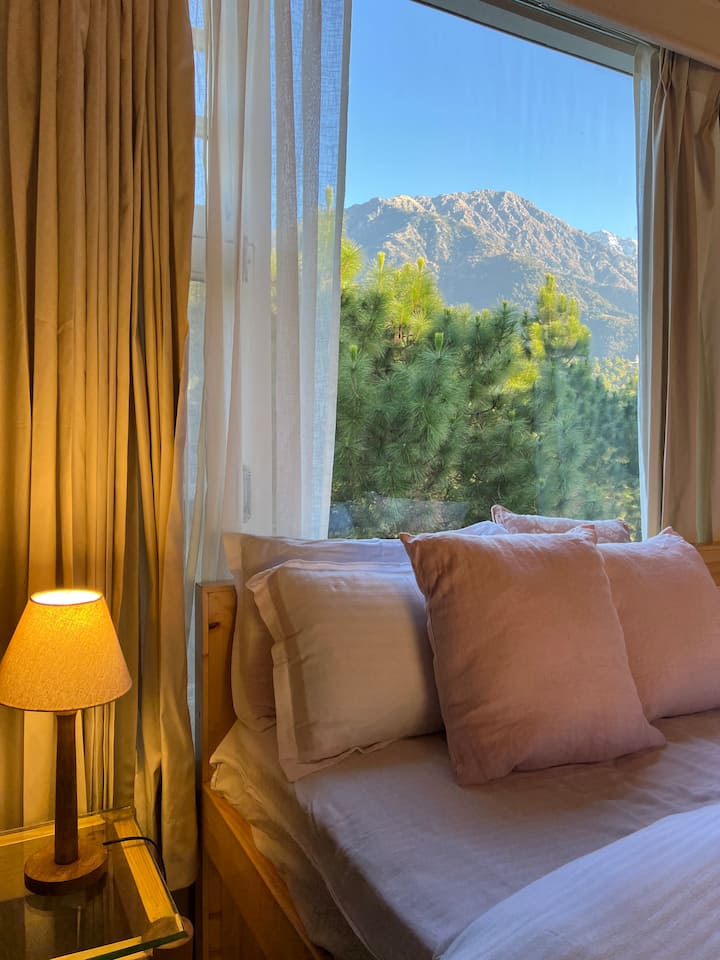 Musafir : Room In A Farmhouse - Palampur