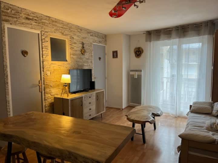 Appartement 6 Pers Avec Balcon, Parking, Ascenseur - Cauterets