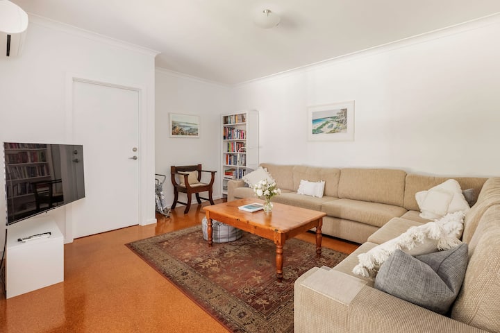 Terrace Studio, A Short Stroll To Town And Beach. - Yallingup