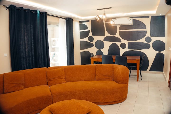 Appartement Chaleureux Et Sécurisé Cocody - Abidjan