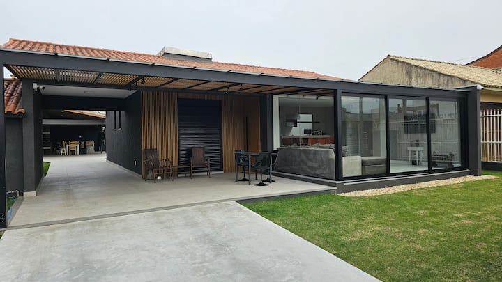 Casa Renovada 2 Suítes E Lavabo A 4 Quadras Do Mar - Xangri-Lá