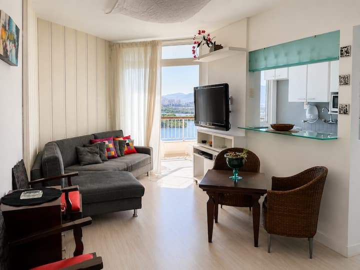 Lindo Flat Na Praia Da Barra Da Tijuca - Rio de Janeiro