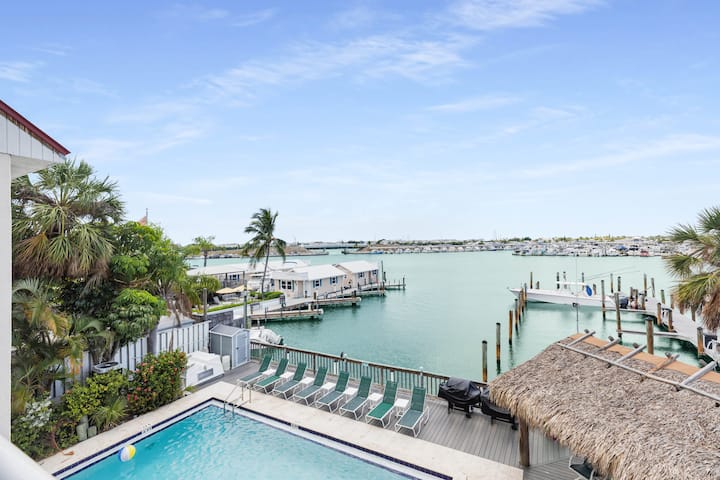 Waterfront Condo | Pool, Dock, Parking, Sleeps 8 - Key West, FL