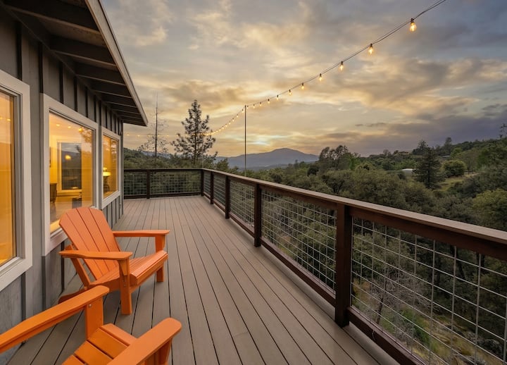 Artist's Mountian Home, Panoramic View - Yosemite National Park, CA