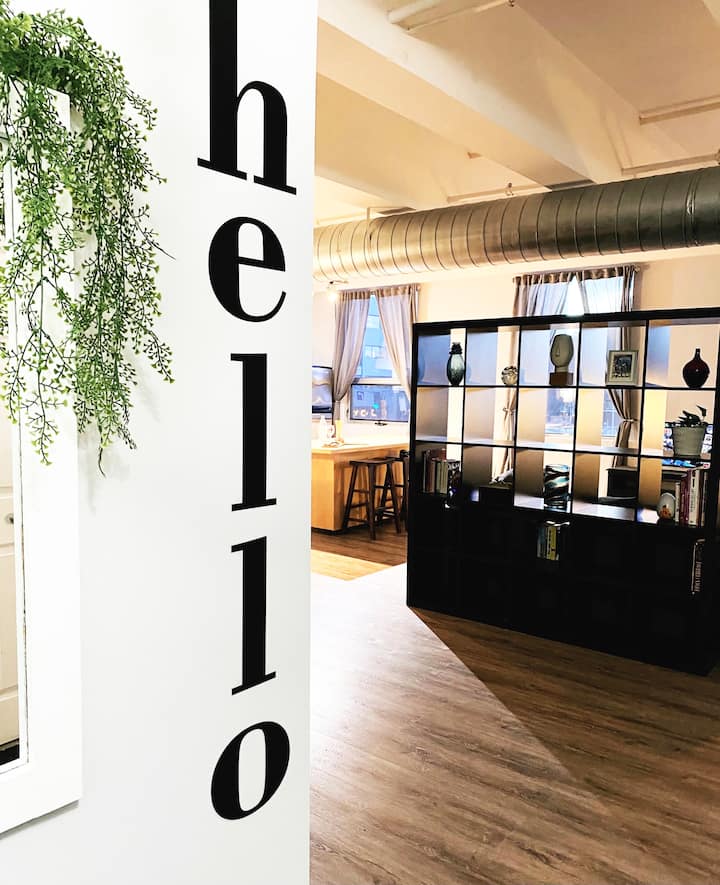 Chic Loft Downtown Near Rogers Ice District 2 Bd - Edmonton