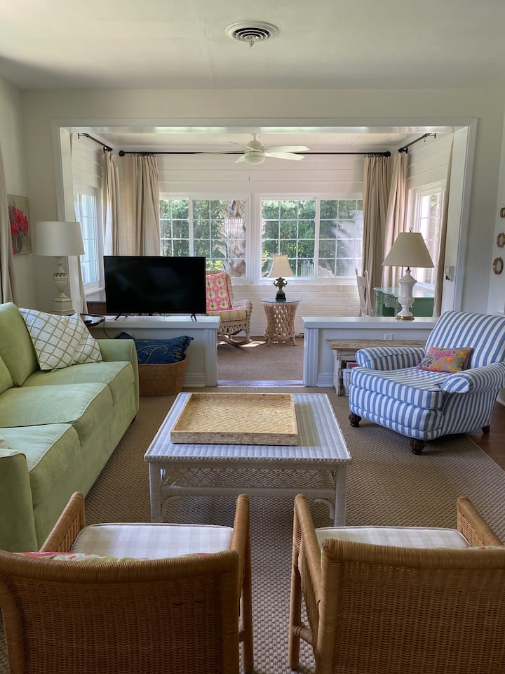 Historic San Marco Area Charming Vintage Cottage. - Jacksonville, FL