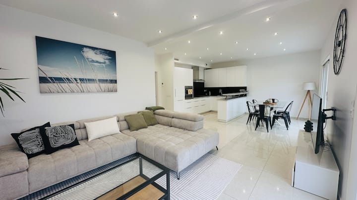 Grand Appartement, Proche Plage Et Commerces - Mandelieu-la-Napoule