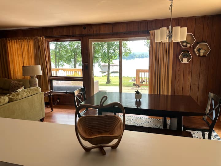 Sunrise View - Open Water Front - Dog Friendly - Lake Anna, VA