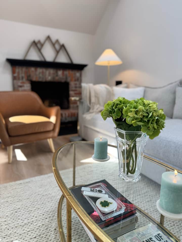 Updated 3br/3ba Townhome • Willow Creek Centennial - Highlands Ranch, CO