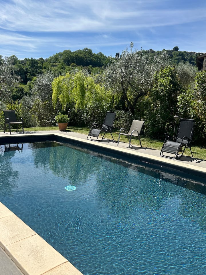 Villa With Pool & Vineyard Views In Montalcino - Montalcino