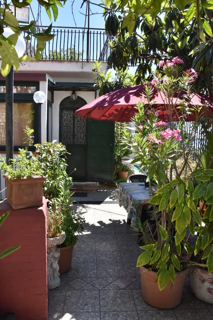 House Of Gionny - Giardini Naxos, Italy