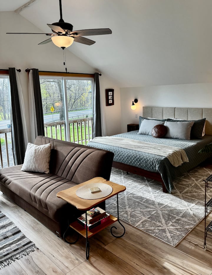 Hector Lookout Loft ~Seneca Lake~ - 塞尼卡湖