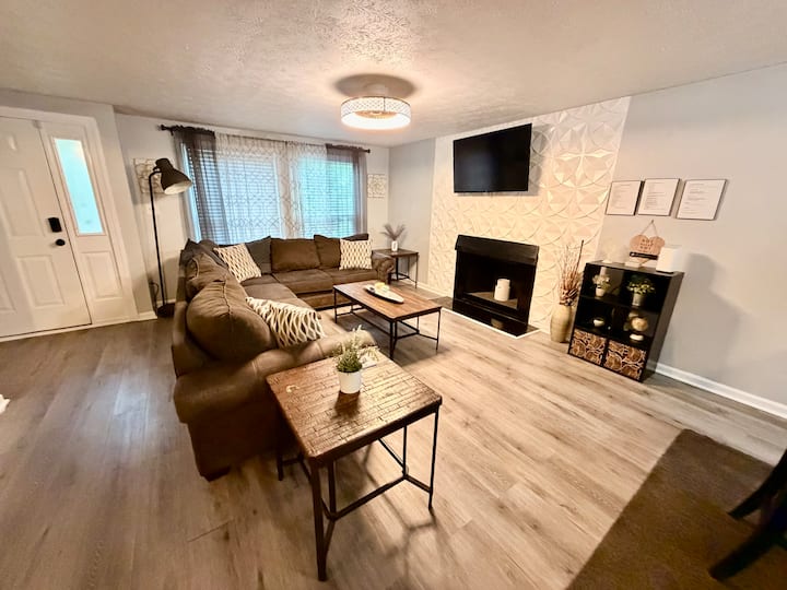 Comfort Cozy Living - Peachtree City, GA