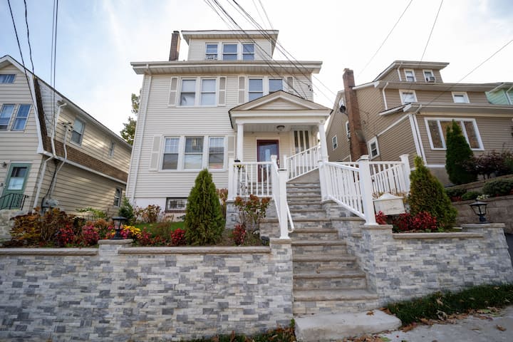 Cozy Studio Located Near New York City. - Bloomfield, NJ