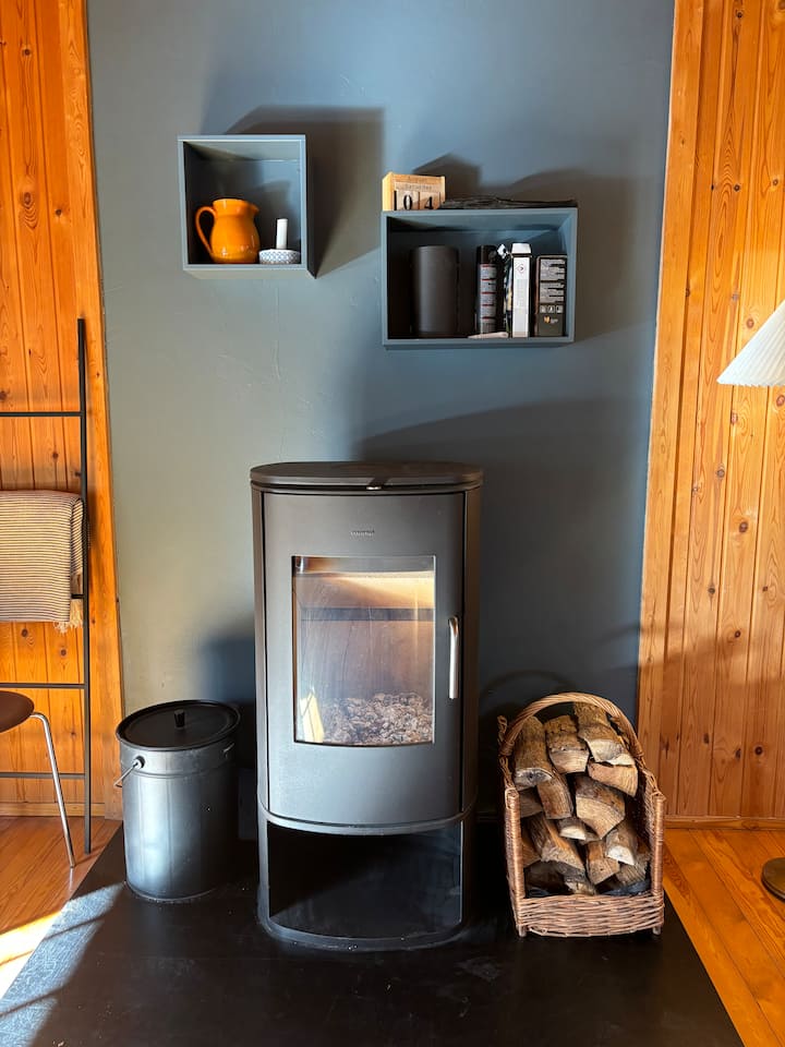 Cozy Danish Summerhouse Near The Water - Denmark