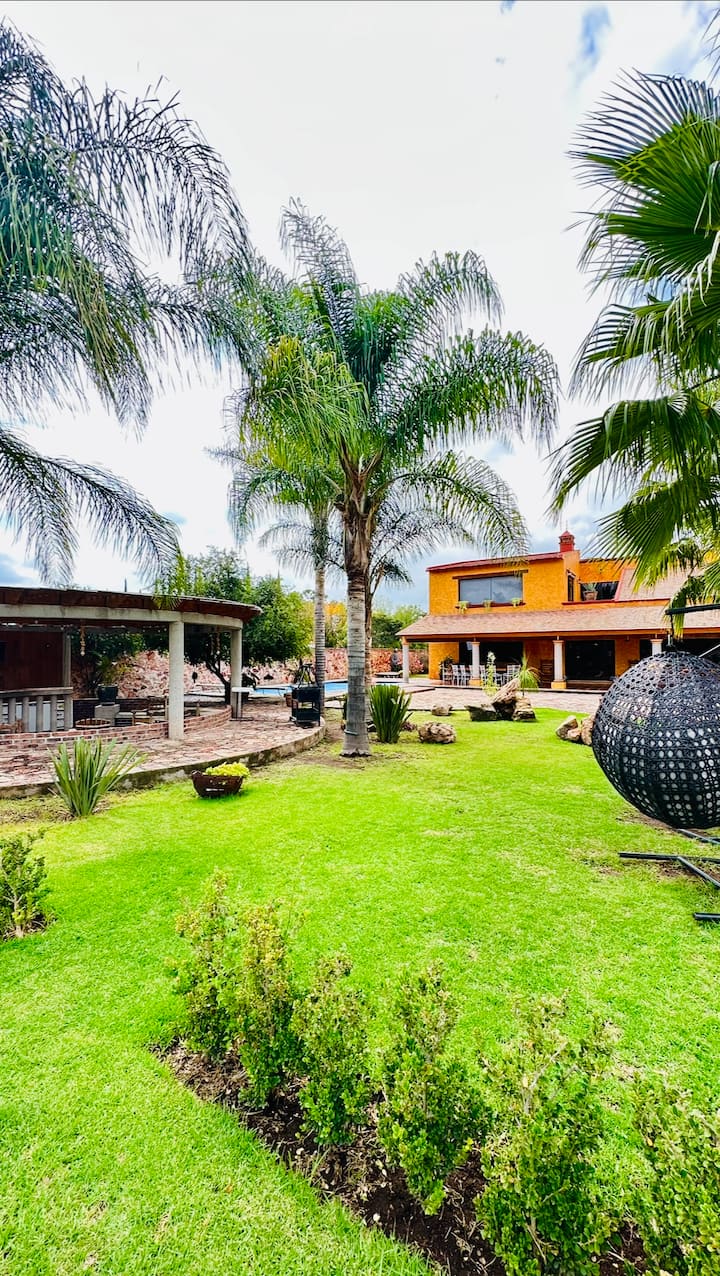 Hermosa Casa Con Alberca Climatizada. Hasta 24p - Querétaro