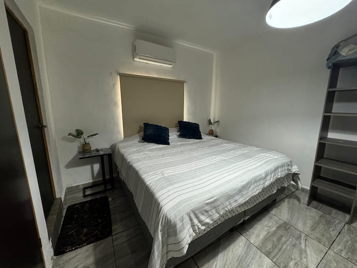 Súper Departamento A 1 Cuadra Del Tec De Mty - Monterrey