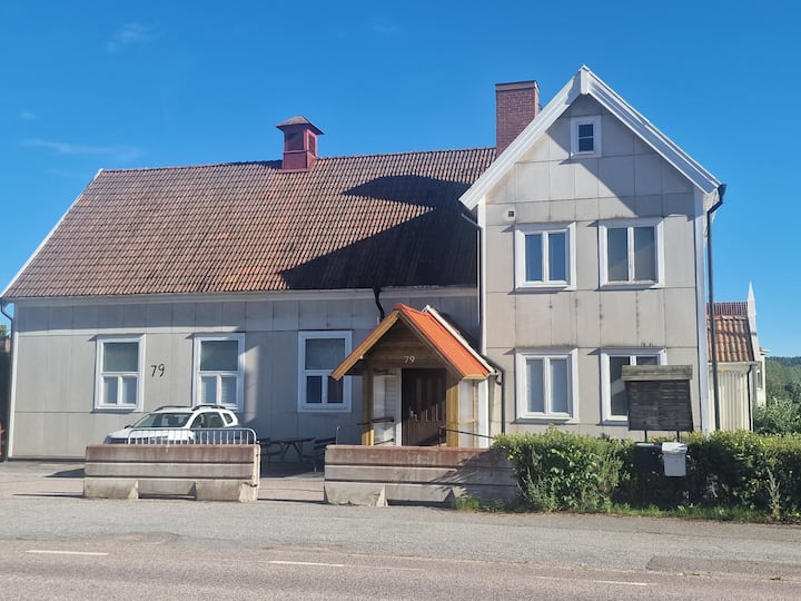 Centralt Boende 6 Sovrum - Kumla