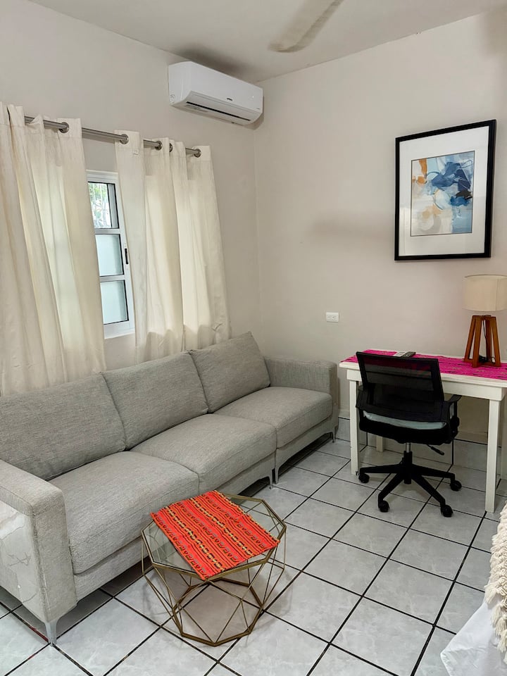 Estudio Para Dos Personas A Una Cuadra De La Playa - Playa del Carmen