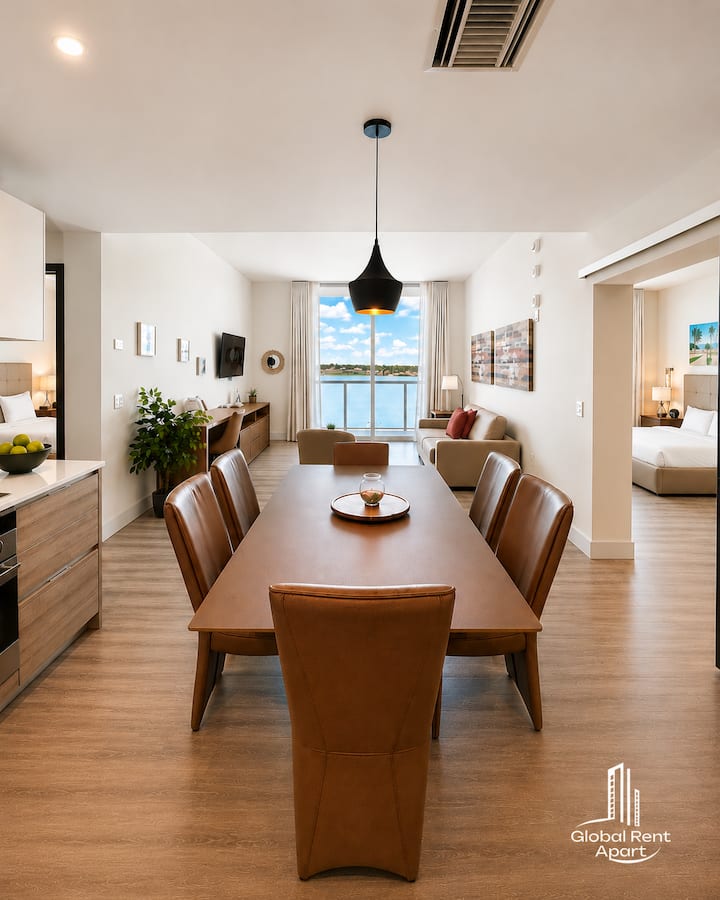 Spacious Lux Intracoastal Beachfront Resort. 2 Bdr - Hollywood, FL