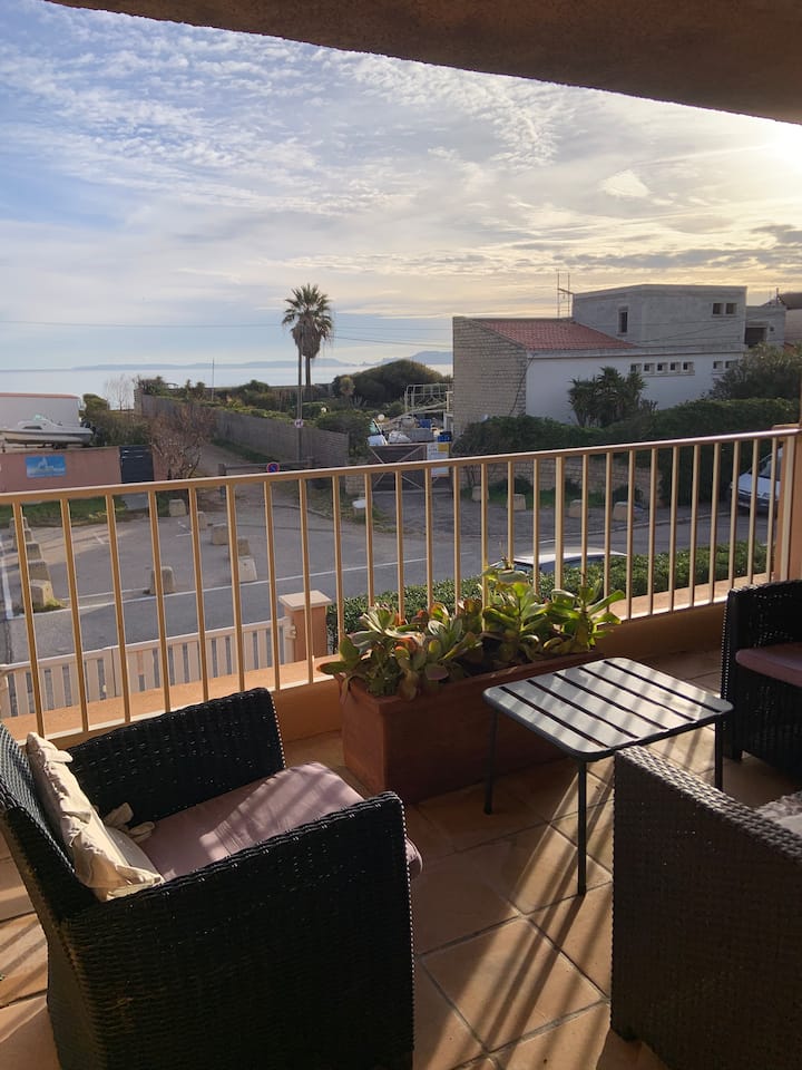 Studio Mansardé à 50 Mt De La Plage - Plage de Porquerolles