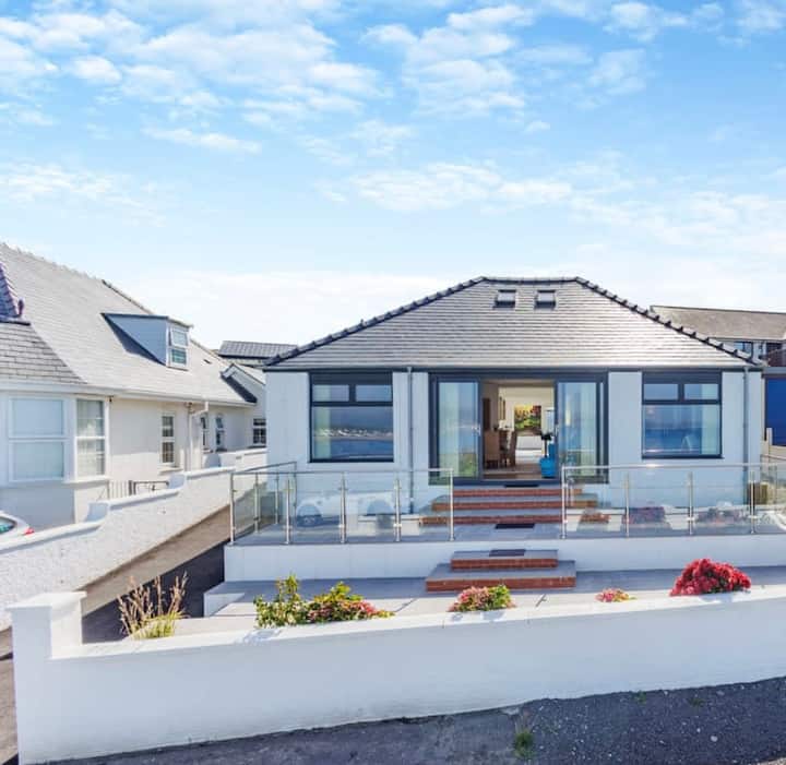 Seaside Cottage - Aberystwyth