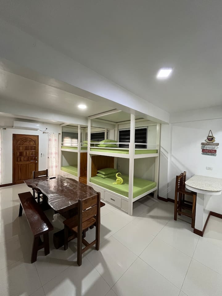 Casa Ryu (Aircon + Wifi + Netflix) - Tagaytay