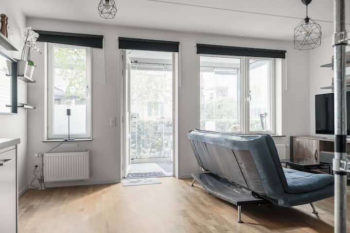 Cozy Apartment Next To Emporia - Malmö