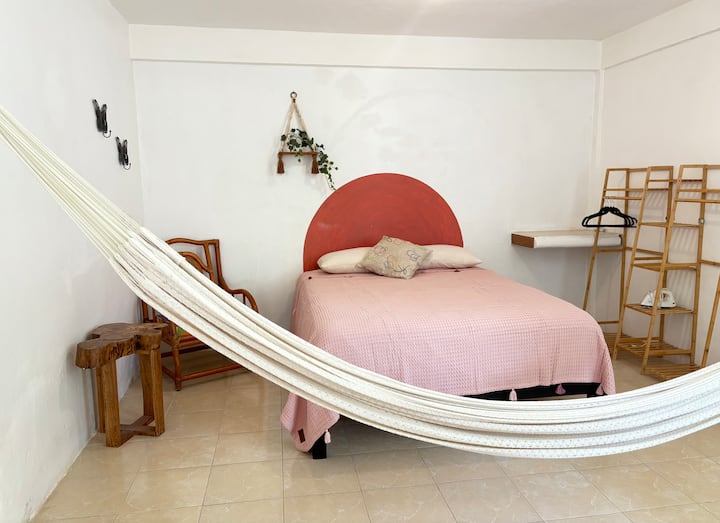 Estudio Cerca De Laguna Con A/a, Wifi, Frigobar. - Bacalar
