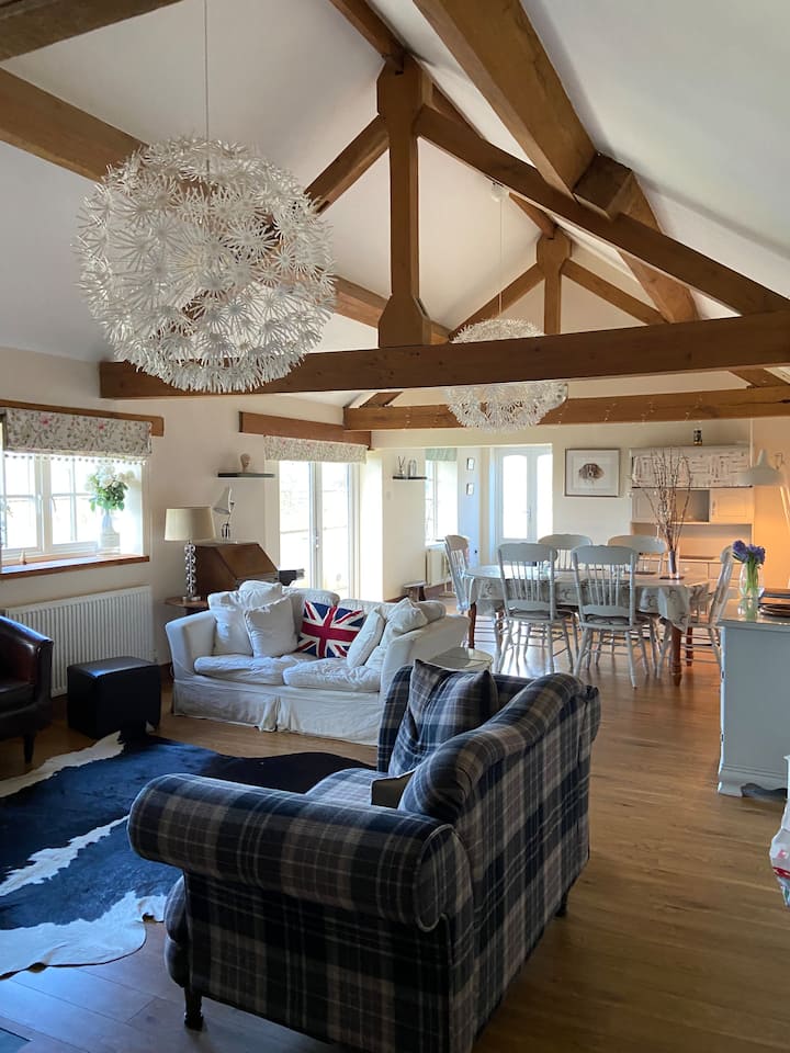 Modern Rural Dorset Family Cottage - Yeovil