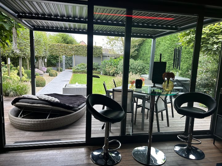 Nid Cosy Avec Jacuzzi Sauna Et Hammam 2 à 4 Pers. - Tournai